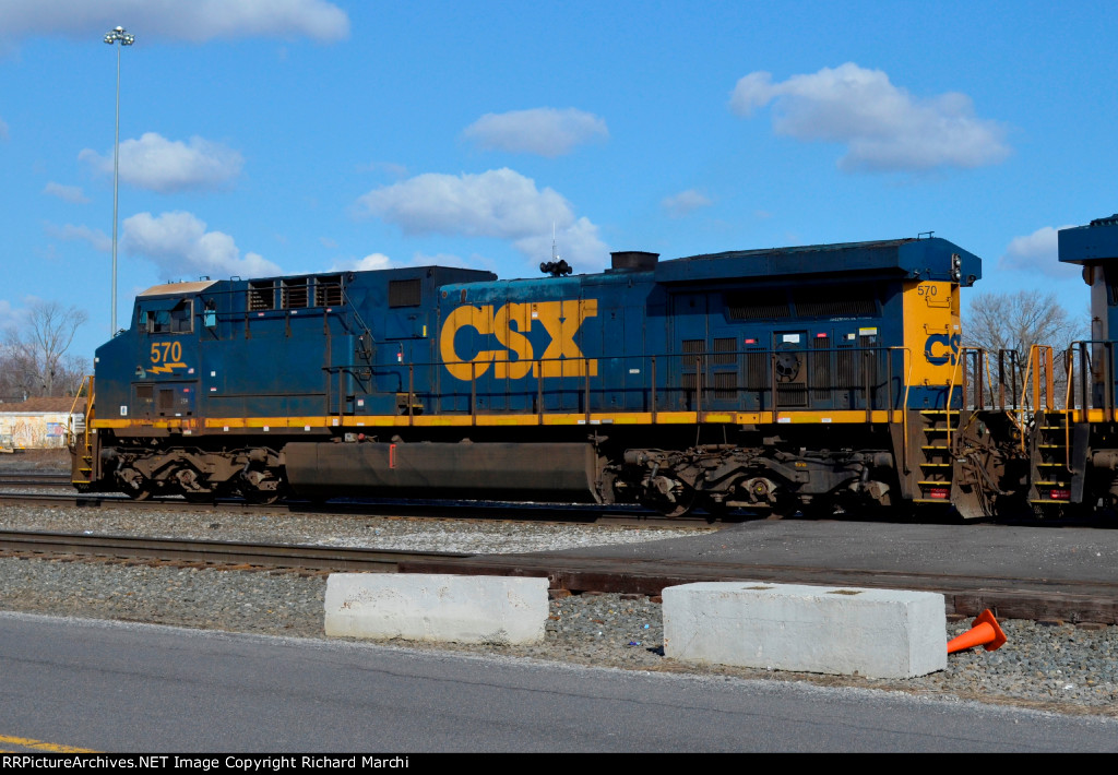 CSX 570